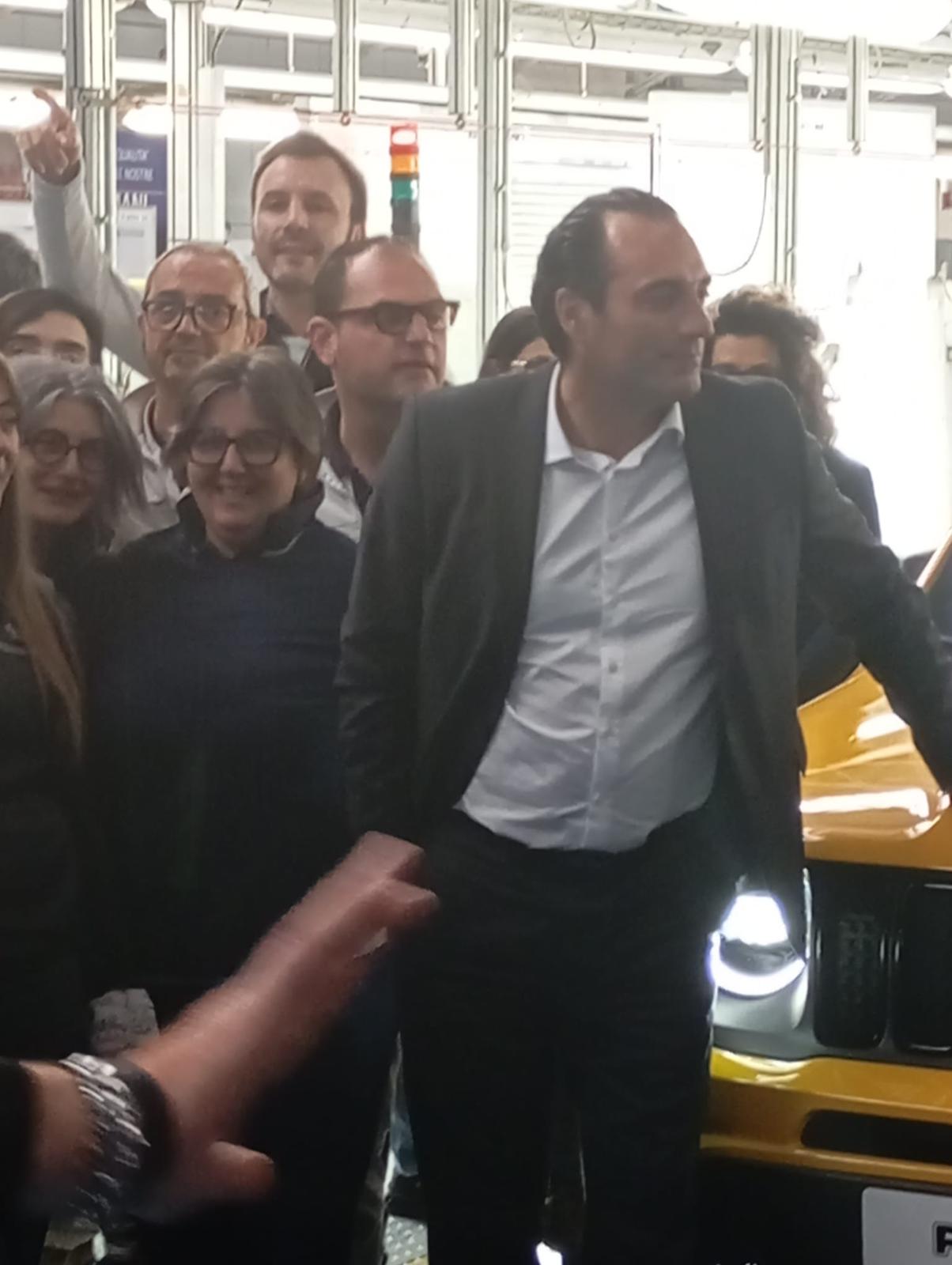 Visita di Filosa allo Stabilimento Stellantis di Melfi - Ufficio Stampa ...